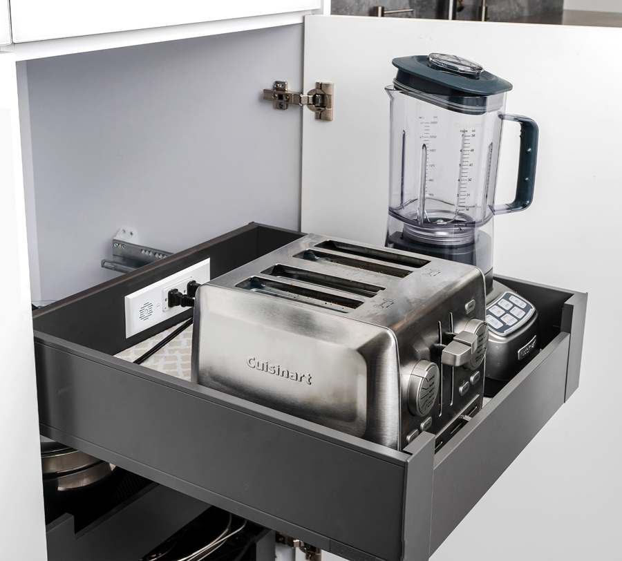 Docking Drawer 1514-160 15 Amp Blade In Drawer Outlet